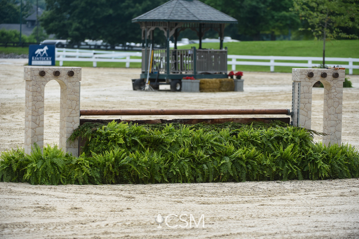 Alamo Cutout Stone Jump Standards – Dalman Jump Co